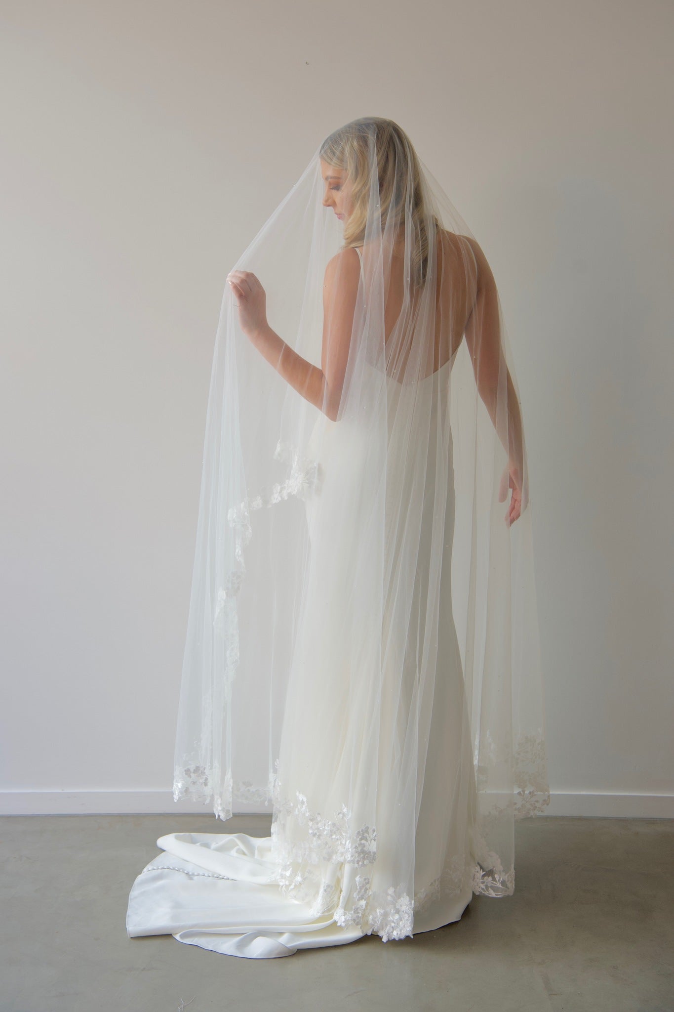 Harper Belle Veil – When Freddie met Lilly